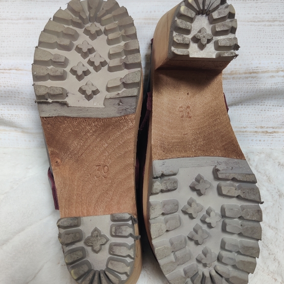 Mia Elsa | Shoes | Clogs Burgundy | Poshmark